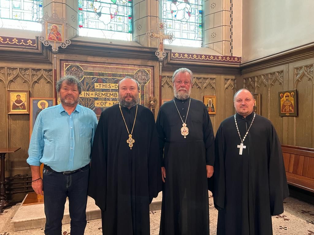 Înaltpreasfințitul Părinte Mitropolit Vladimir a vizitat biserica ...